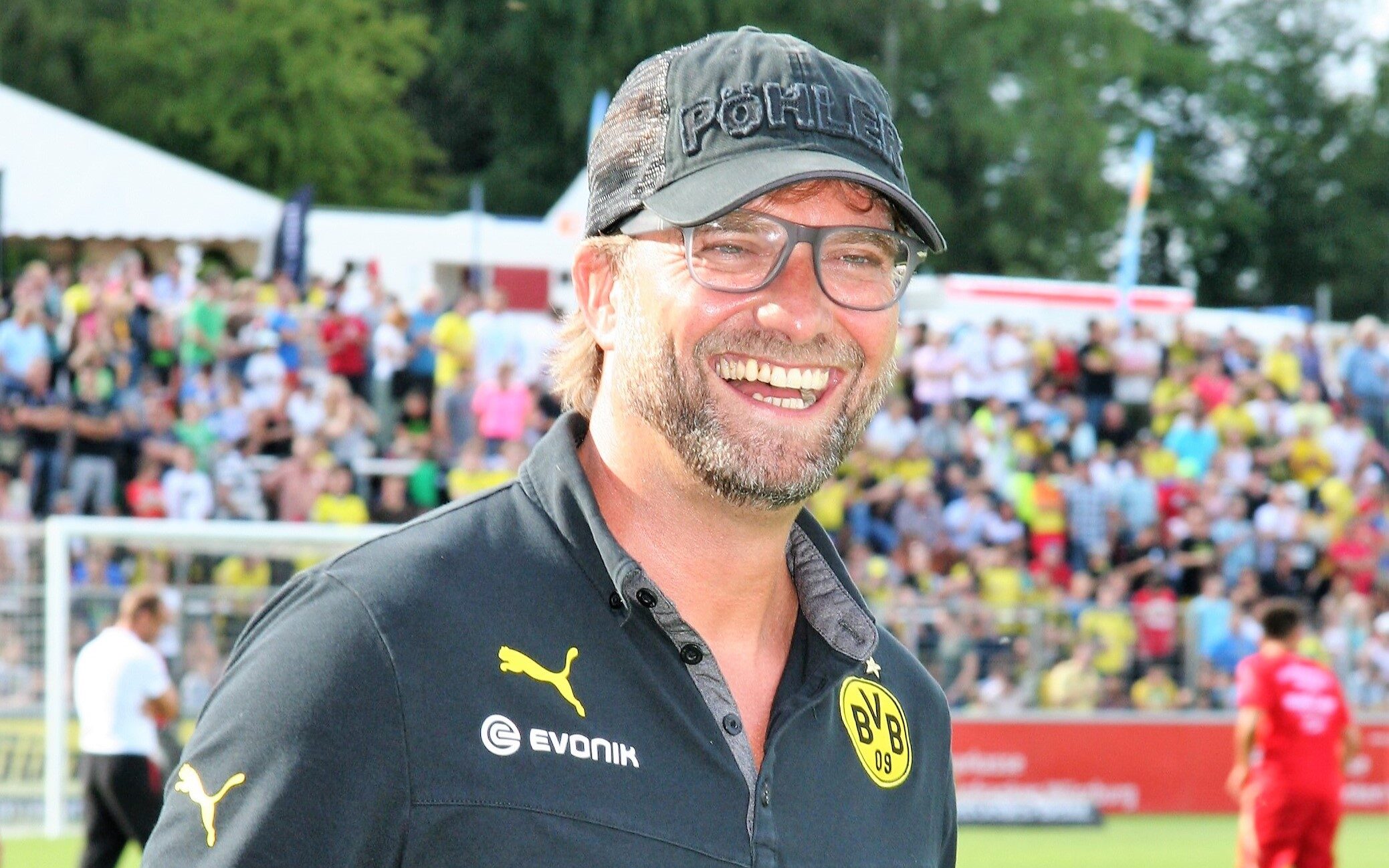 Der Walther-Bensemann-Preis 2025 geht an Trainerlegende und Kultfigur ...